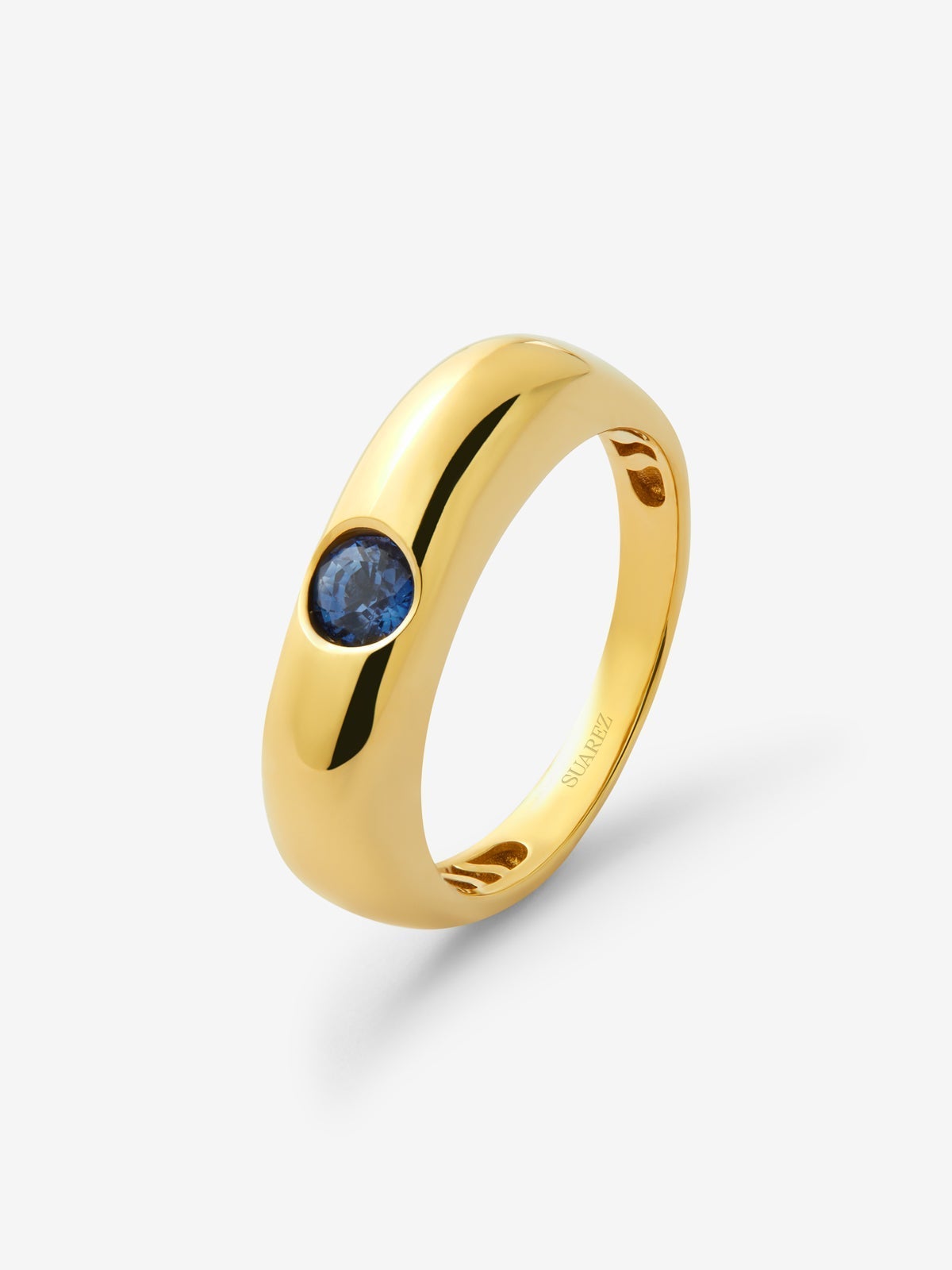 18K yellow gold ring with a 0.29 ct brilliant-cut blue sapphire ...
